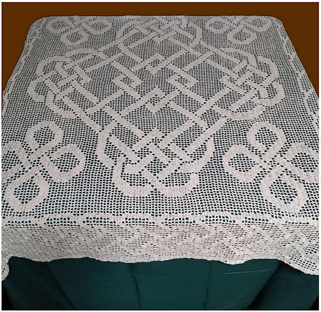 Ravelry: Celtic Love Knots Tablecloth pattern by Kathleen Fields