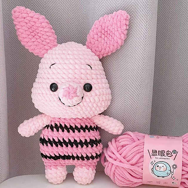 Ravelry: Piglet pattern by Kathy Leung