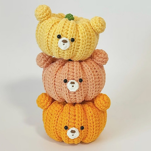Ravelry: Pumpkin pattern by Kathy Leung