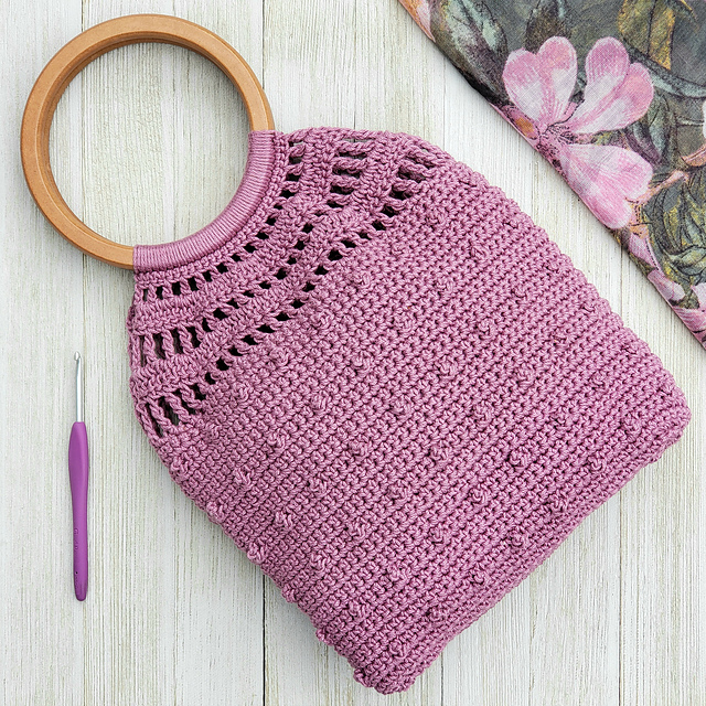 Ravelry: Garden Party Bag pattern by Kathy Olivarez