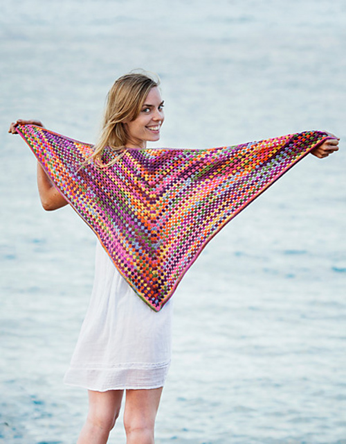 Ravelry: #476 Granny Shawl pattern by Fil Katia