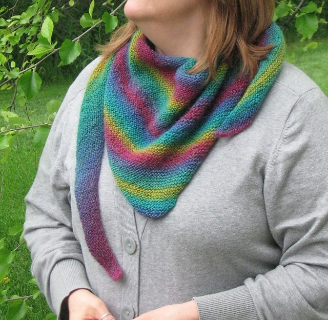 Ravelry: Kwoosh Shawlette/Scarf pattern by Kat Mcab