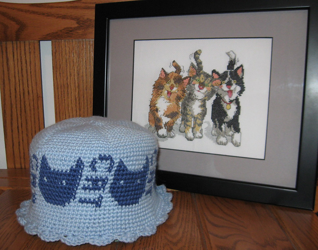 Ravelry: The Cat Hat pattern by Kat Mcab
