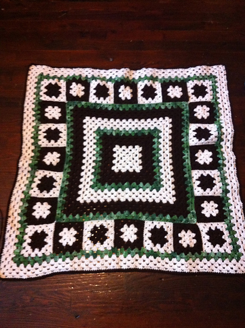 Ravelry: Basic Granny Square tutorial pattern by Kayla Surber