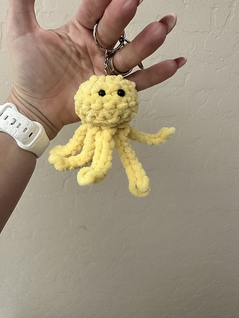 Ravelry: Jellypus keychain pattern by K edmonson