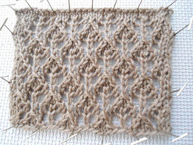 Ravelry: Feather Lace Stitch pattern by Michelle Sutherland