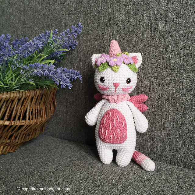 Ravelry: My Little Caticorn pattern by Khuc cay