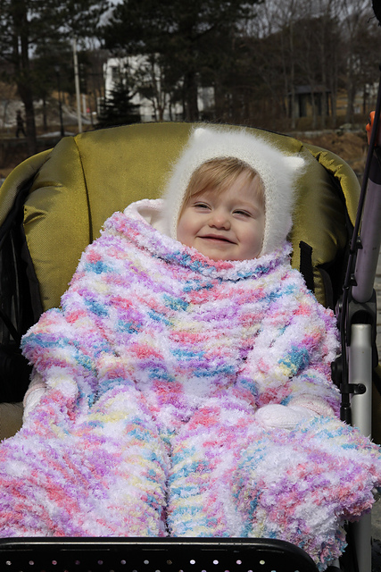 Ravelry: Stay-Put Baby Stroller Blanket (hand knit) pattern by Betty Nolan