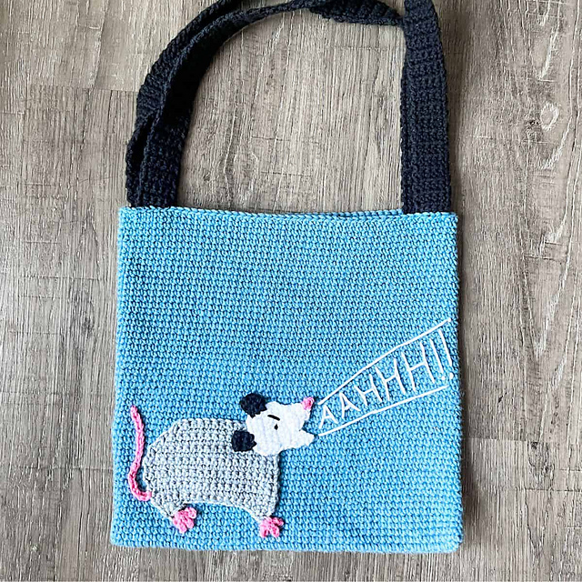 Ravelry: Possum Bag pattern by Kimberly Arenas/The Caffeinated Snail