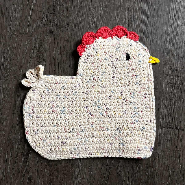 Ravelry: Chicken Potholder pattern by Kimberly Arenas/The Caffeinated Snail