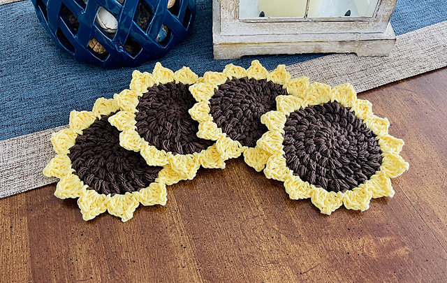 Ravelry: Sunflower Coaster Set pattern by Kim Howard