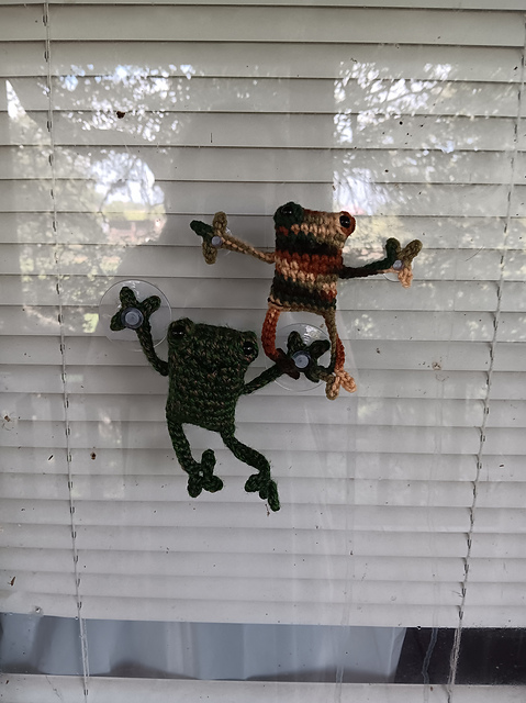 Ravelry: Suction Cup Leggy Frog pattern by Adrian Canfield