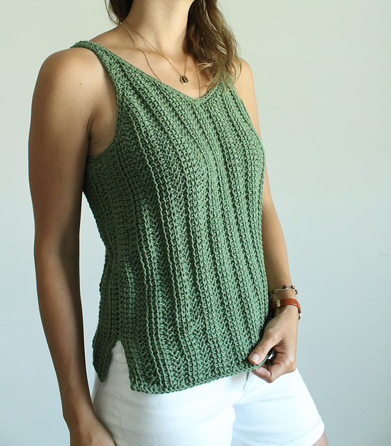 Ravelry: Riverbank Tank pattern by Kay Krochets