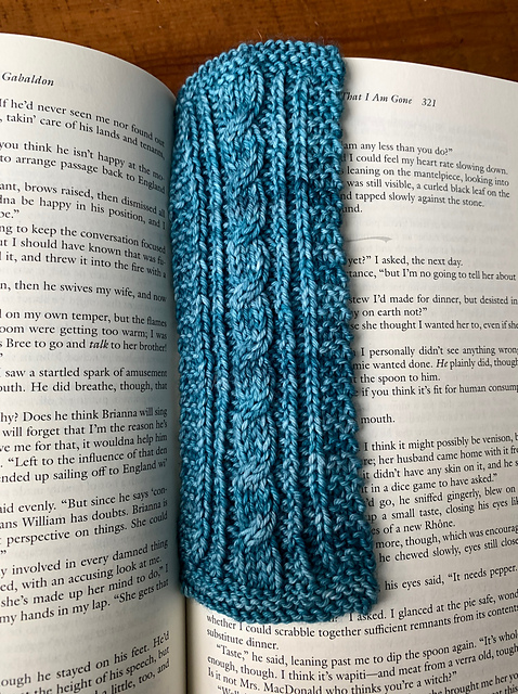Ravelry: Bookmark pattern by 1000 Stars