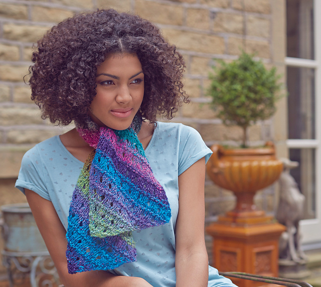 Ravelry: Aki Scarf pattern by Amy Pickard