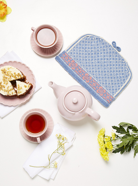 Ravelry: Trellis Tea Cosy pattern by bunnymuff - Mona Zillah
