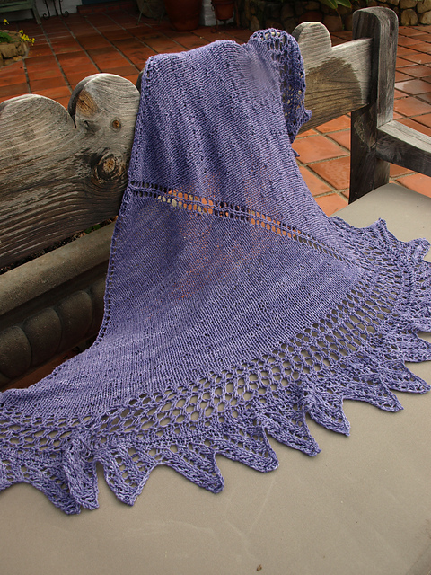 Ravelry: peril pattern by Susan Venable