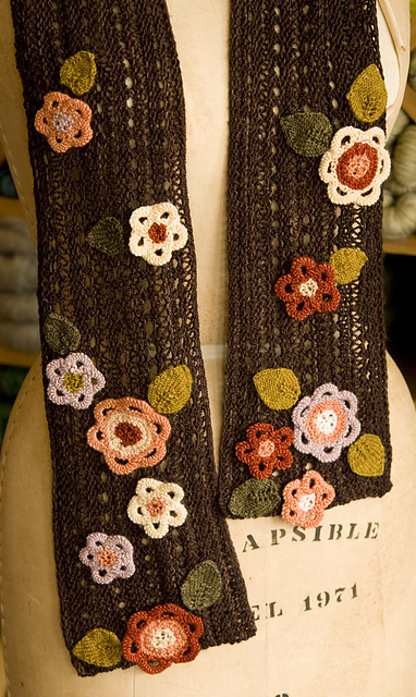 Ravelry: Flowery & Leafy Summer Scarf pattern by knitculture.com