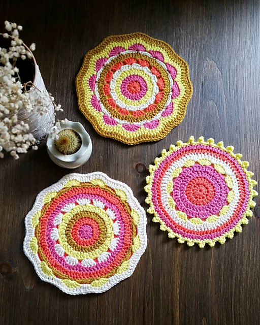 Ravelry: Radiating Mandalas pattern by Nguyen Le