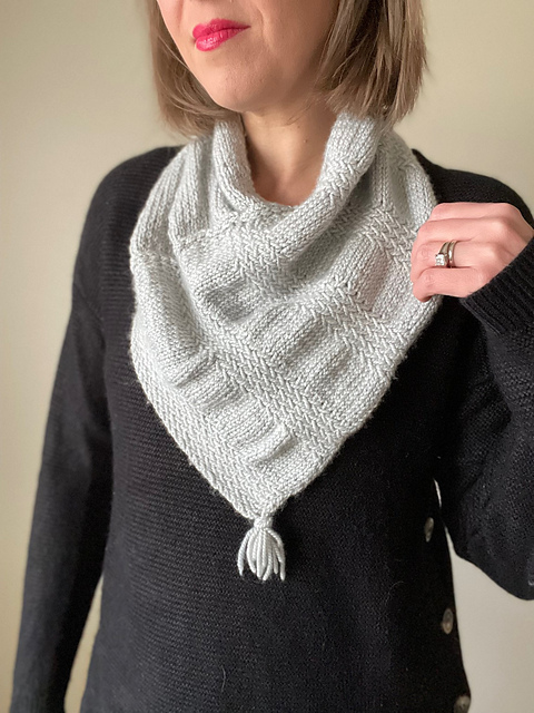 Ravelry: Coastal Cowl pattern by Knit Sisu