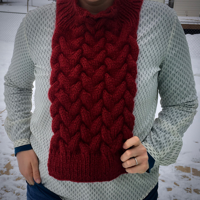 Ravelry: STEALING ROMANCE neck warmer pattern by Janny Hanson