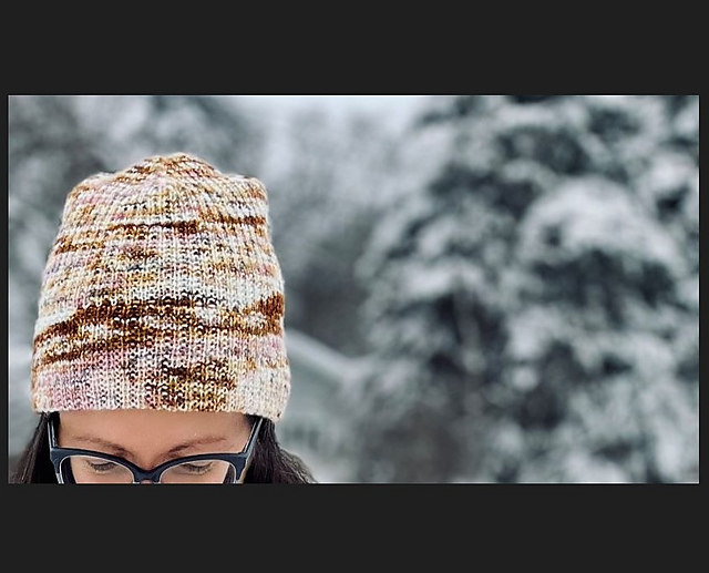 Ravelry: GOLDEN EMBERS hat pattern by Janny Hanson