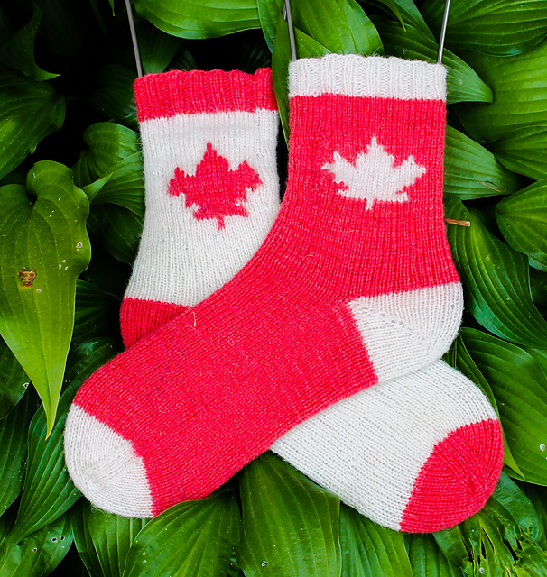 Ravelry: Canada Deh! pattern by Dana Gervais