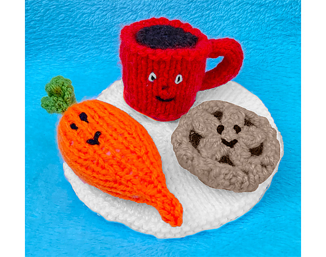 Ravelry: Christmas Eve Food Plate Toy Set pattern by Rebecca Roberts