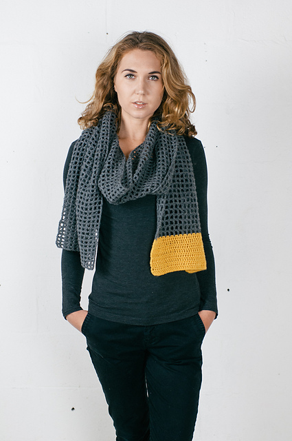 Ravelry: Block-Colour Filet Scarf pattern by TOFT