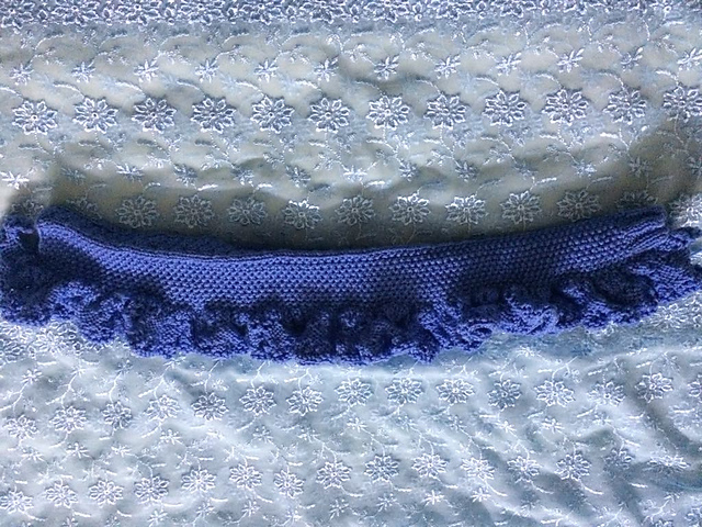 Ravelry: Lacy Frilly Border pattern by Knitting Nani Thelma