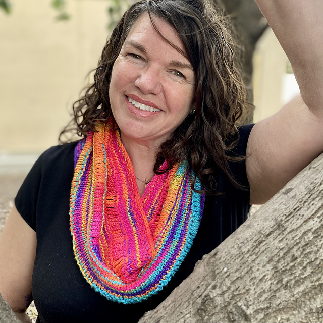 Ravelry: Electric Hustle pattern by Knitique Yarns