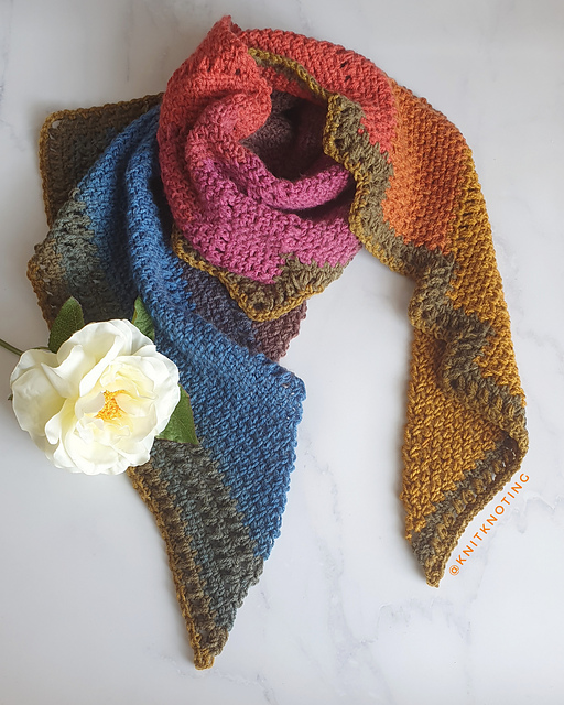Ravelry: Dragon Tail Scarf pattern by Inge Handaya