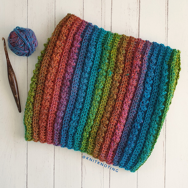 Ravelry: Flower Patch Cowl pattern by Inge Handaya