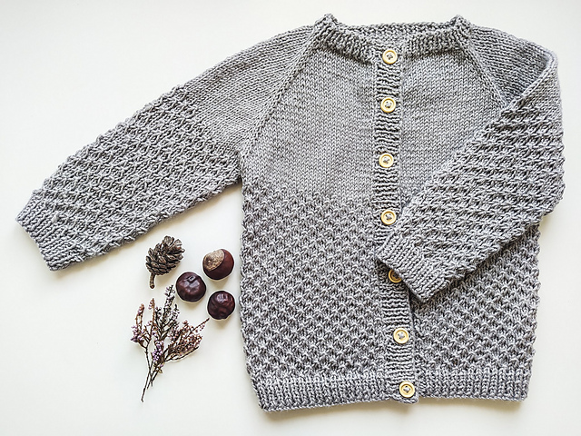 Ravelry: Crocodile Cardigan pattern by Kottoge