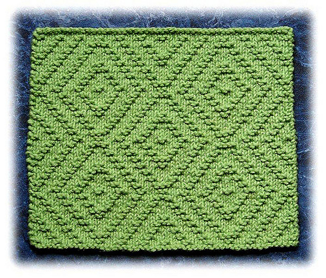 Ravelry: Quilted Diamonds Dishcloth pattern by Rachel van Schie