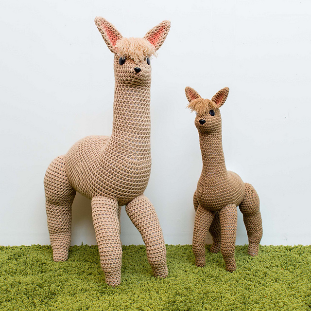 Ravelry: Alpaca Picnic pattern by Lorna Watt