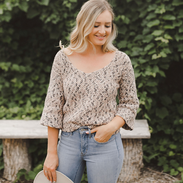 Ravelry: Cobra Crop pattern by Janine Myska
