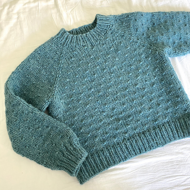 Ravelry: Lots of Dots Sweater pattern by Celina Dyhring