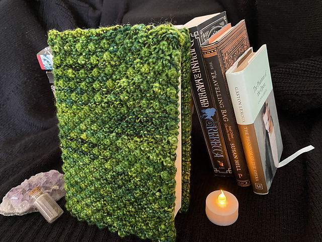 Ravelry: Bubbling Cauldron Book Cover pattern by Jennifer Bayley ...