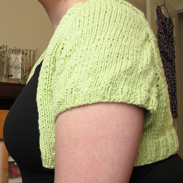 Ravelry: KnitterKnerd's Shoulder Holder