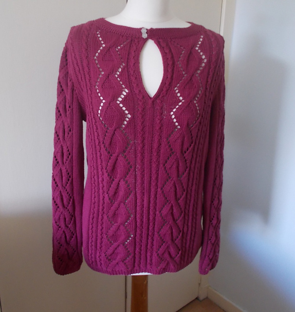 Ravelry: Keyhole Sweater pattern by Pat Menchini