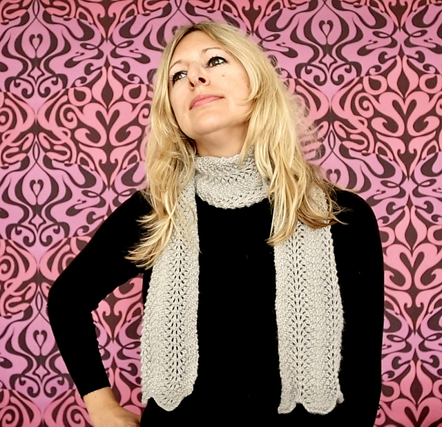 Ravelry: Lace Glitter scarf pattern by Knitting-a-GoGo