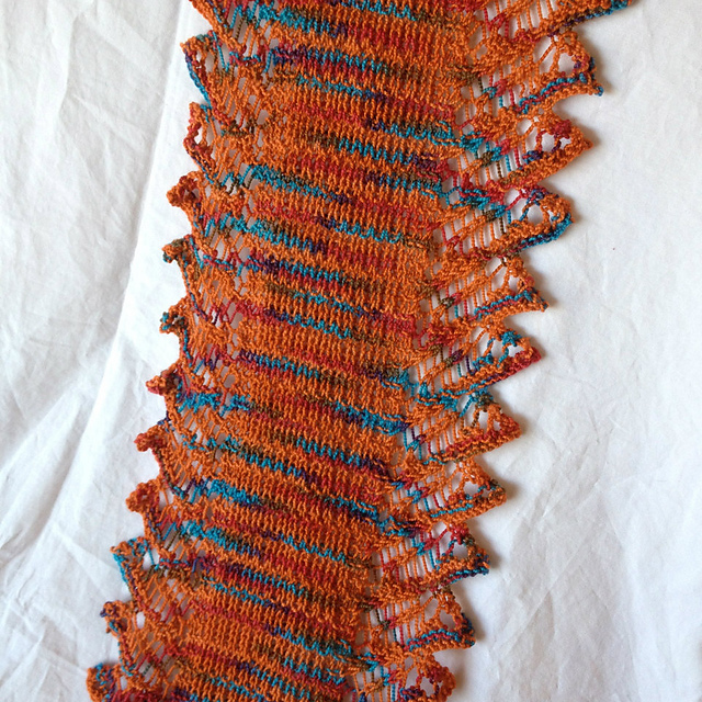 Ravelry: Featherweight pattern by Alissa Barton