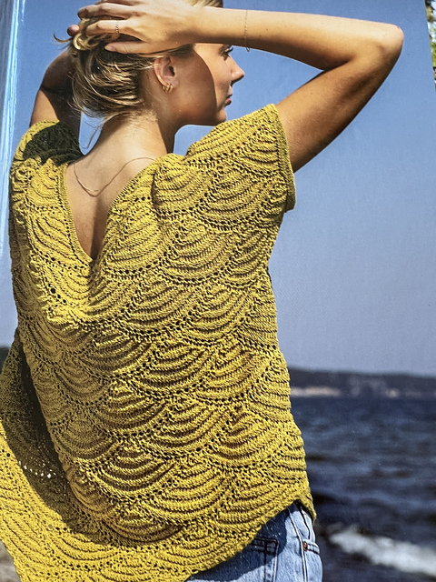 Ravelry: Shell Top pattern by Vivian Høxbro