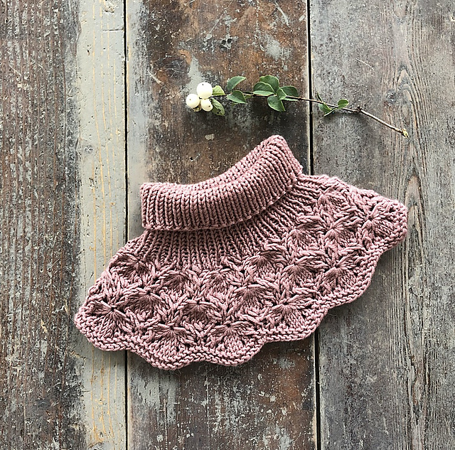 Ravelry: Erantis Neck / Hals pattern by Knitting for Sif