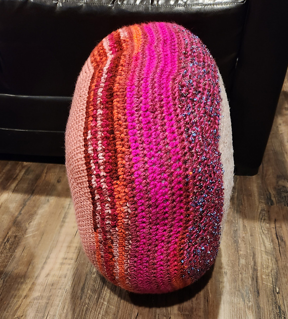 Ravelry: Mel's Floor Pillow pattern by KnittyKittyLove