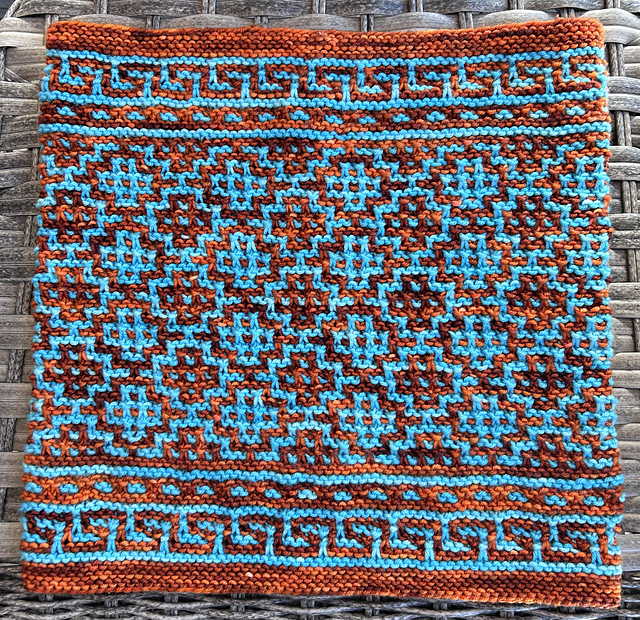 Ravelry: Floral Labyrinth Cowl pattern by Alli Barrett