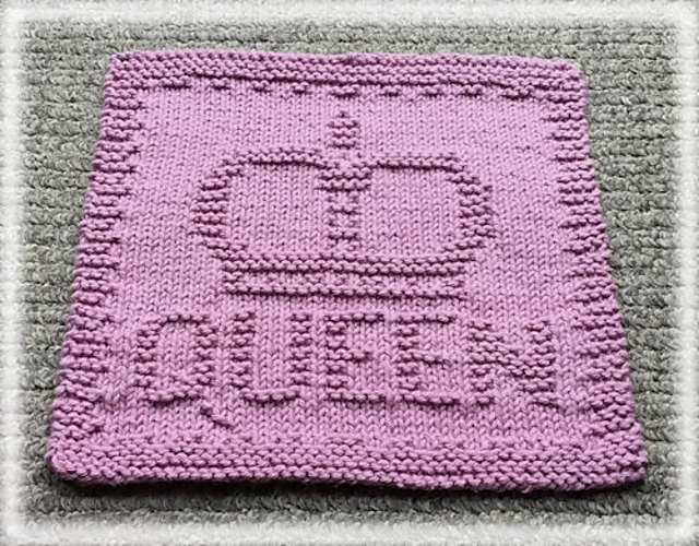 Ravelry: The Queen pattern by Knitwits Heaven