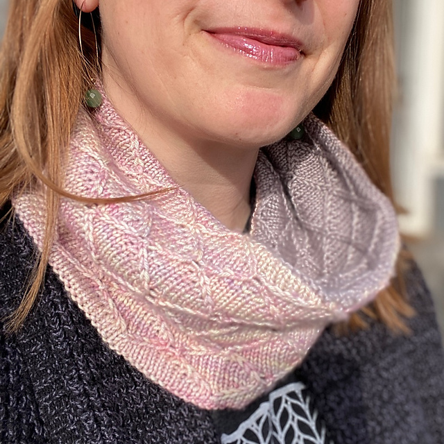 Ravelry: Molly pattern by Sarah Keller