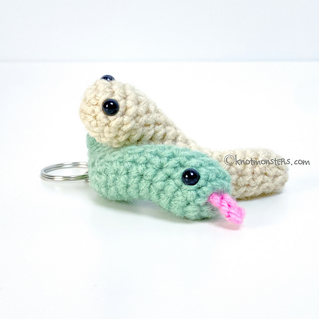 Ravelry: Mini Worm Snake Keychain pattern by Michael Hon